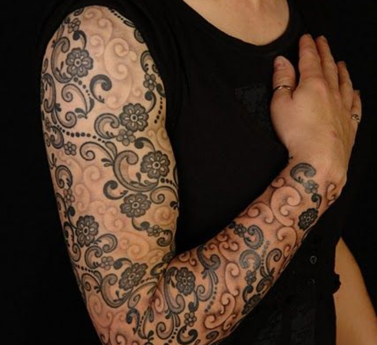 30 Easy and Creative Tattoo Filler Ideas to Finish Your Design ...